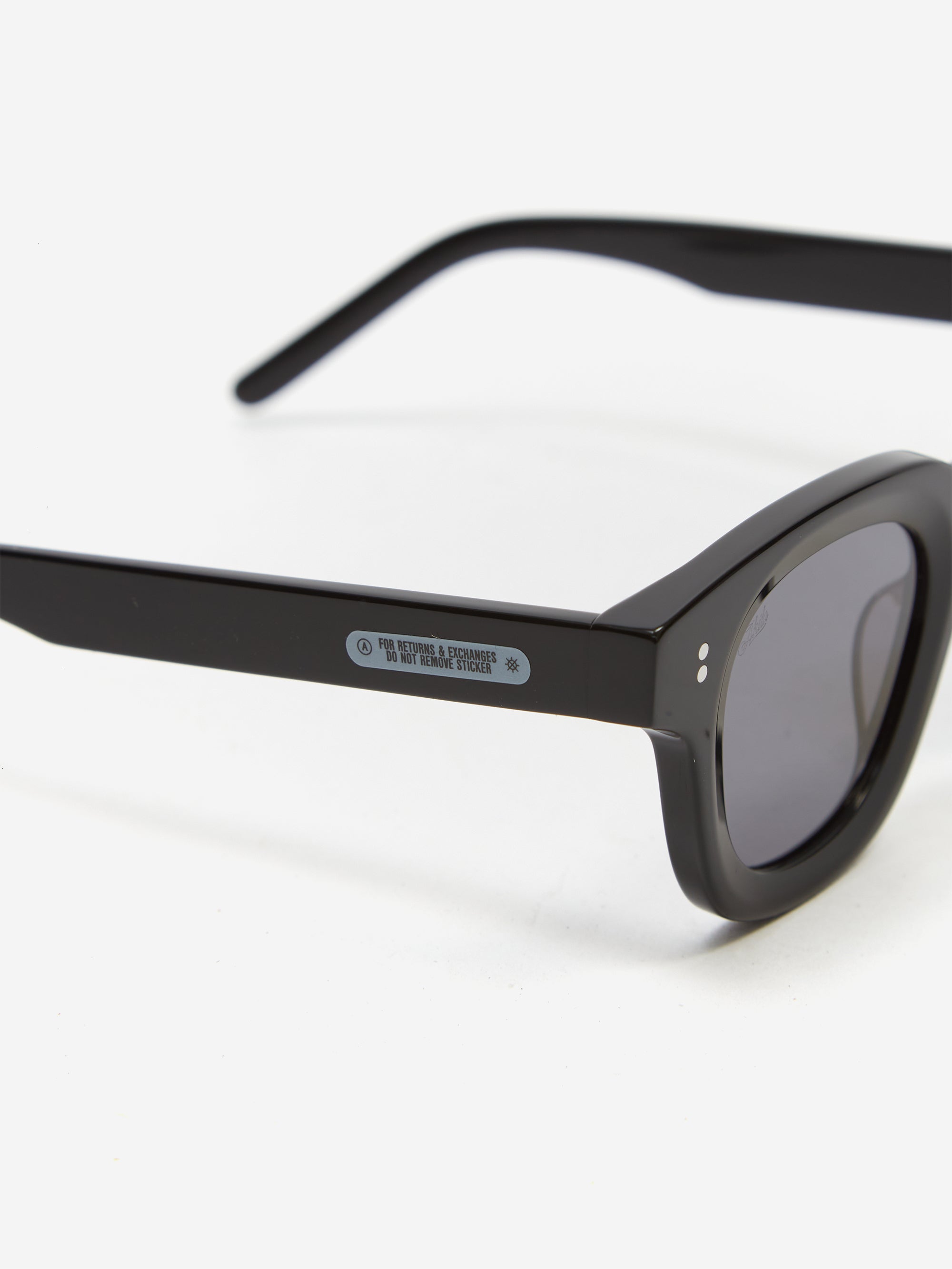 AKILA Apollo Sunglasses - Black/Black – Goodhood