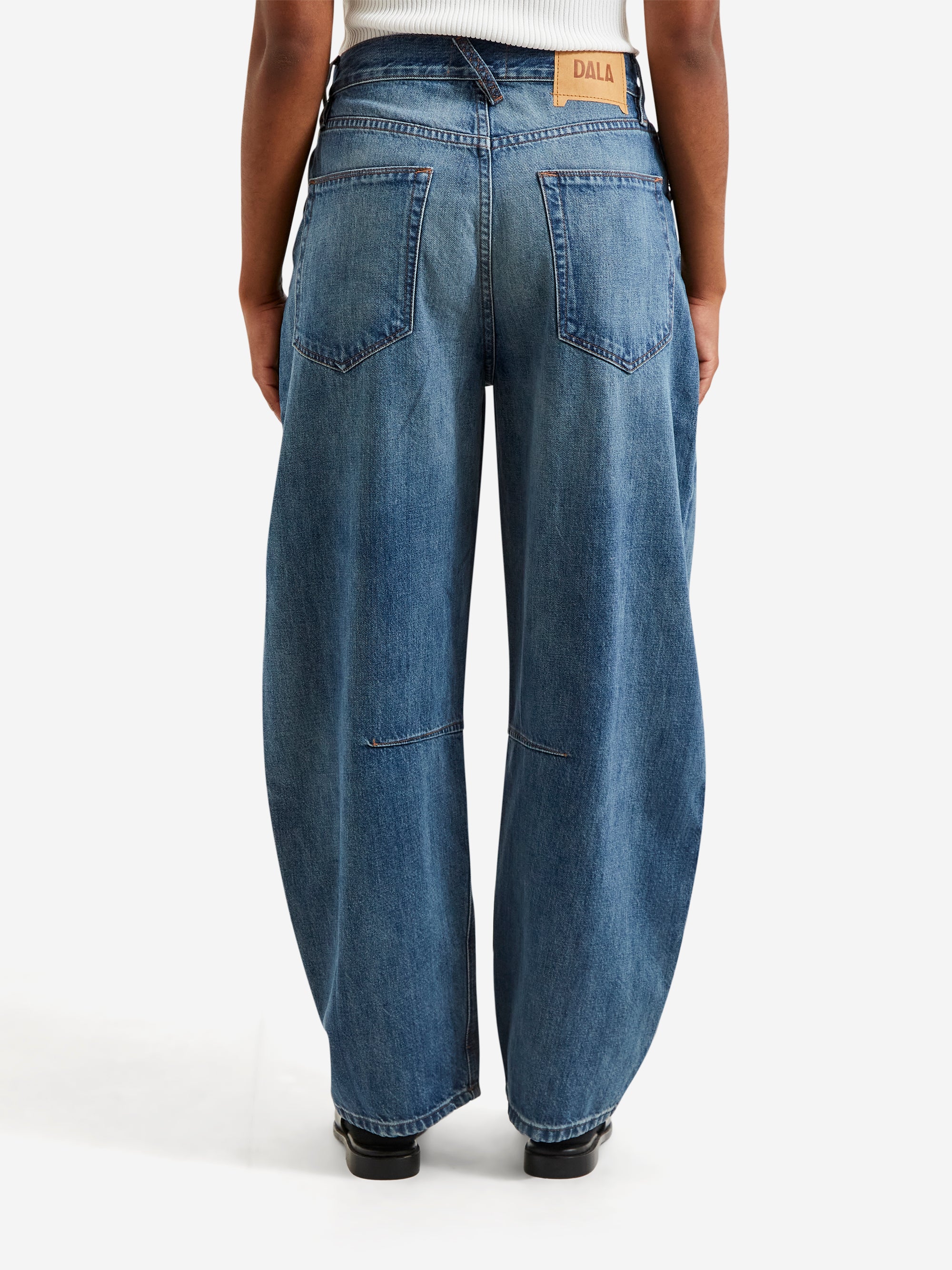 DALA Lido Ankle Jean - Smoke Blue – Goodhood