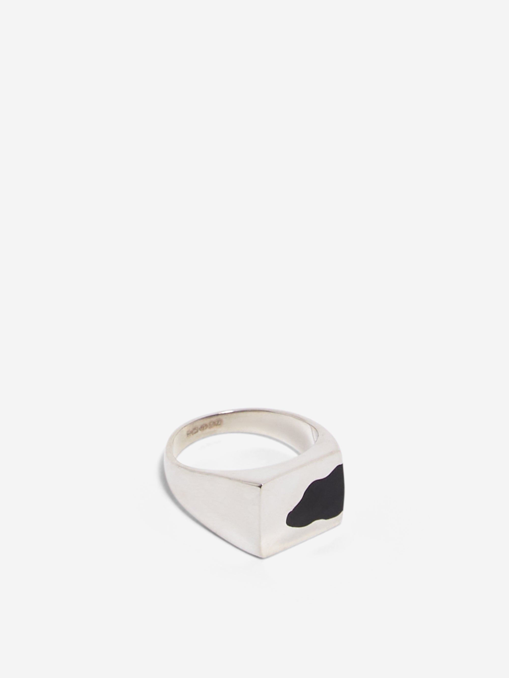 Ellie Mercer One Piece Signet Ring - Silver/Black – Goodhood