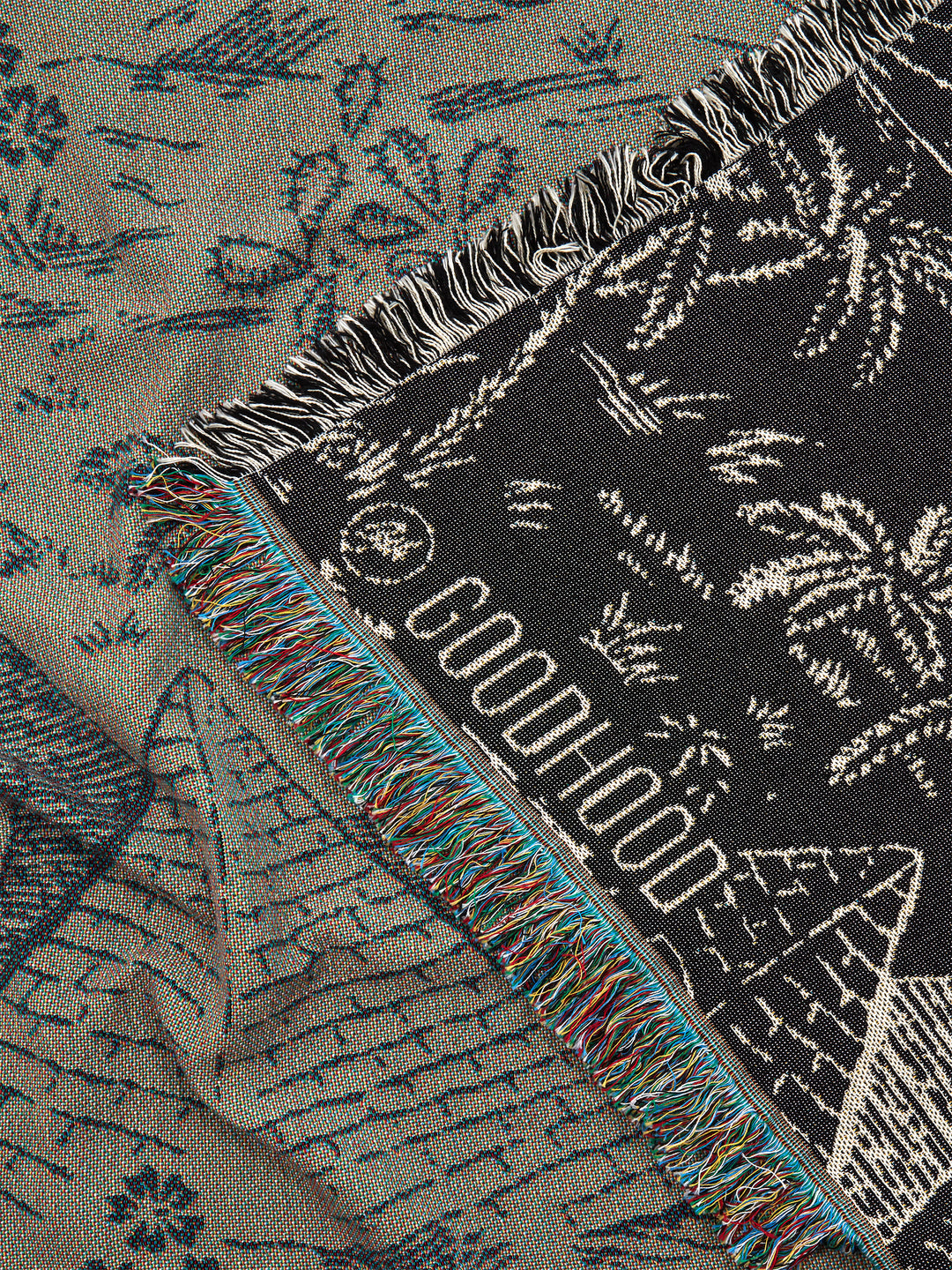 Goods by Goodhood Lifestore Art Throw - Pyramid Print Black/White