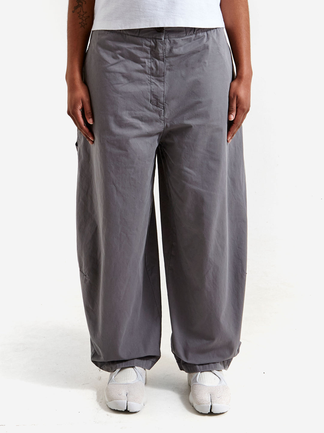 Girls Of Dust Sultan Pants - Asphalt – Goodhood