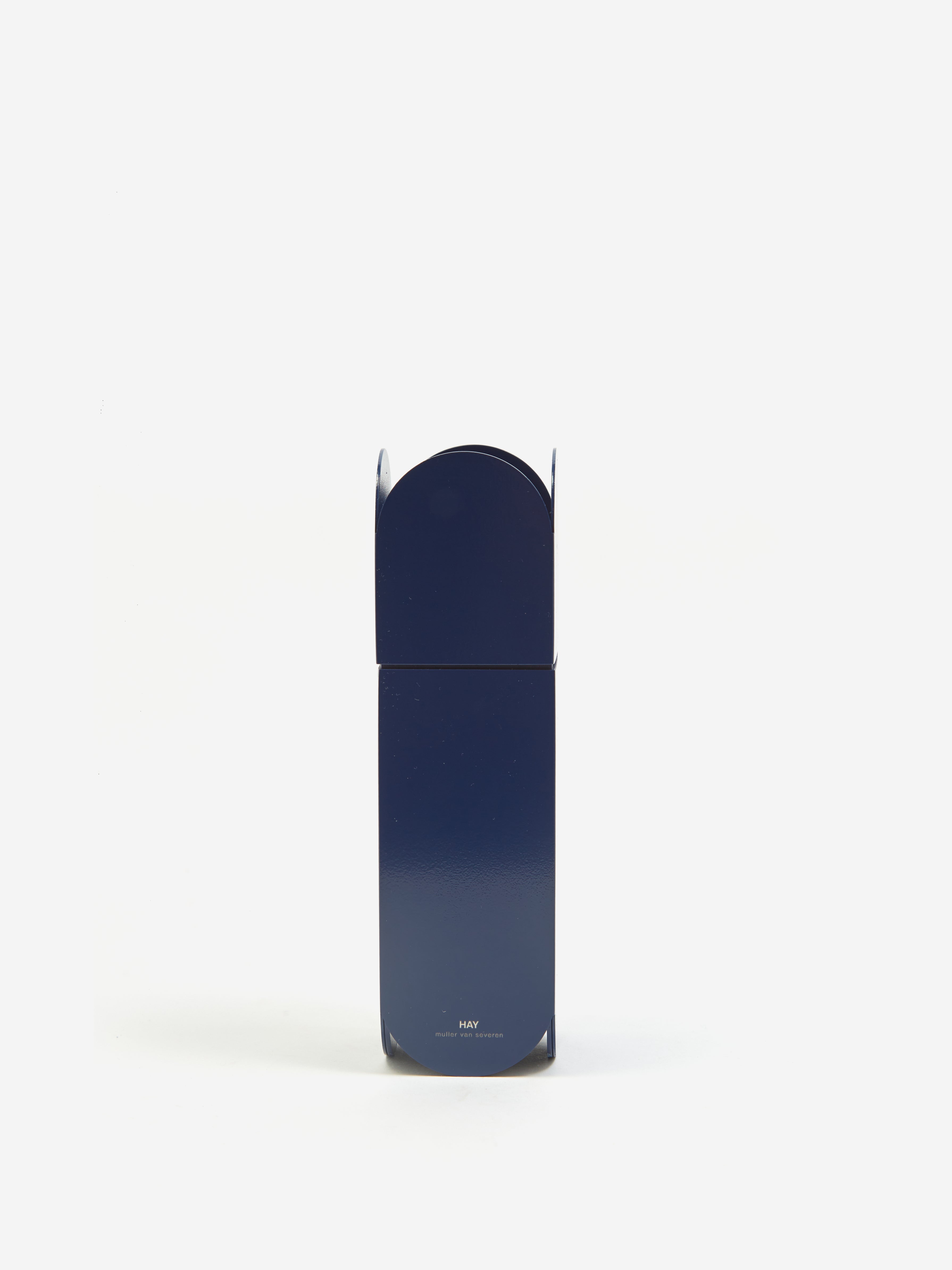 HAY Arcs Salt & Pepper Grinder - Dark Blue – Goodhood