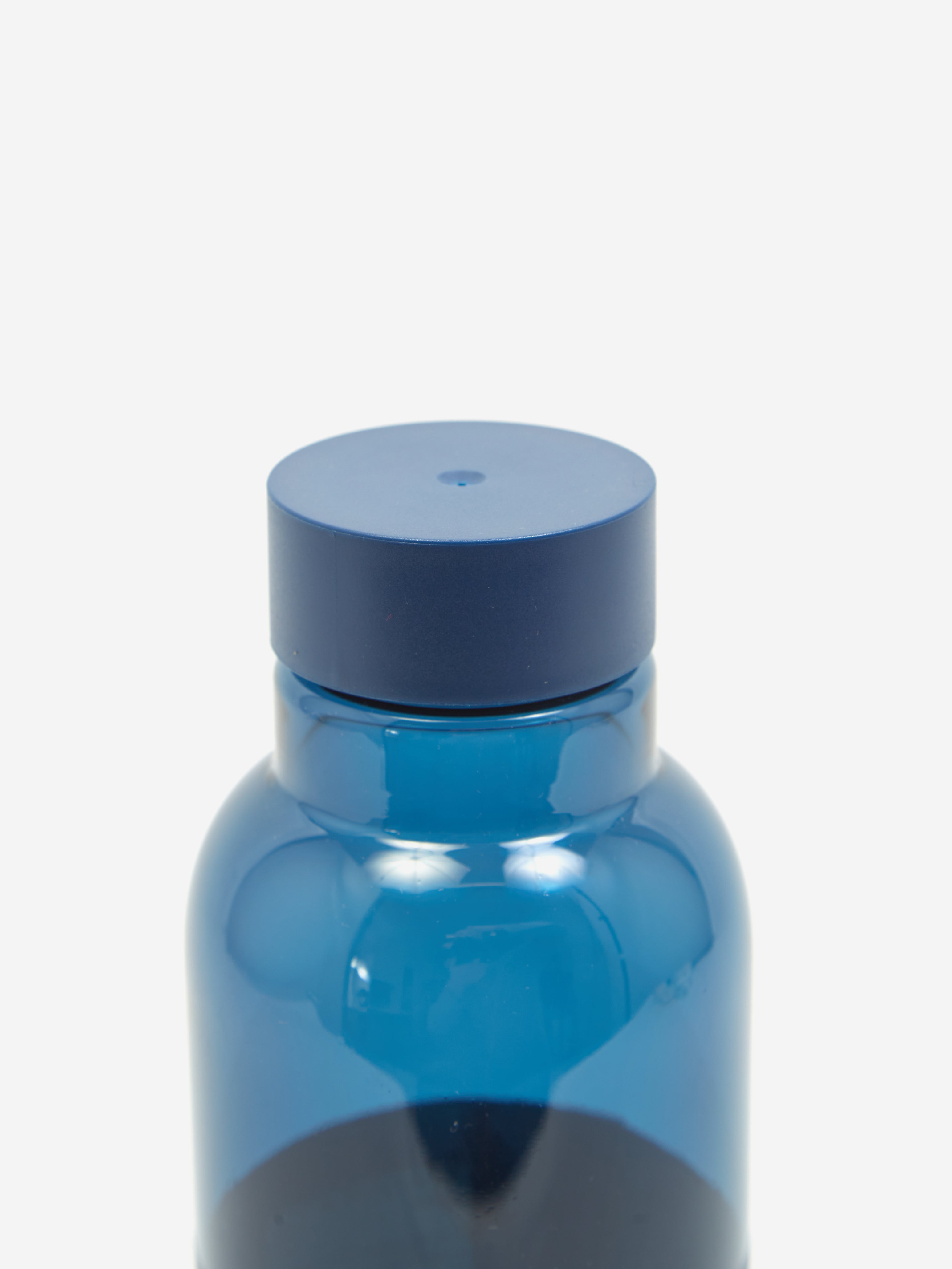 HAY Miz Water Bottle 720ml - Dark Blue – Goodhood