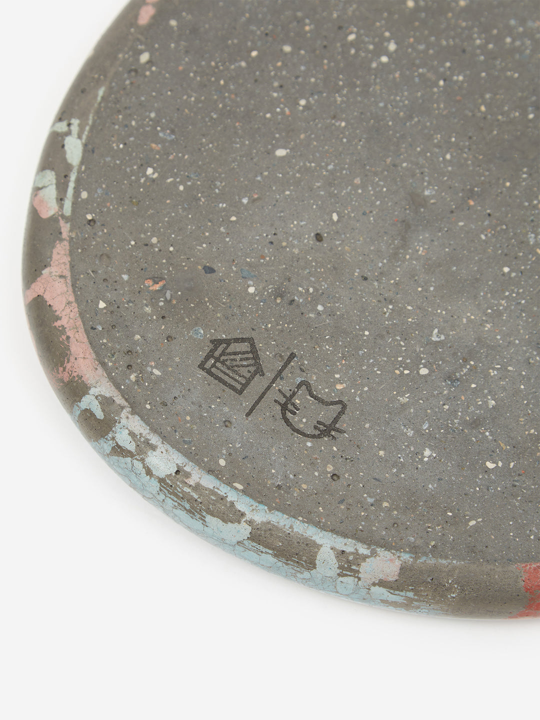 Houseplant by Seth Rogen Limited Edition All-in-One Concrete Rolling T ...