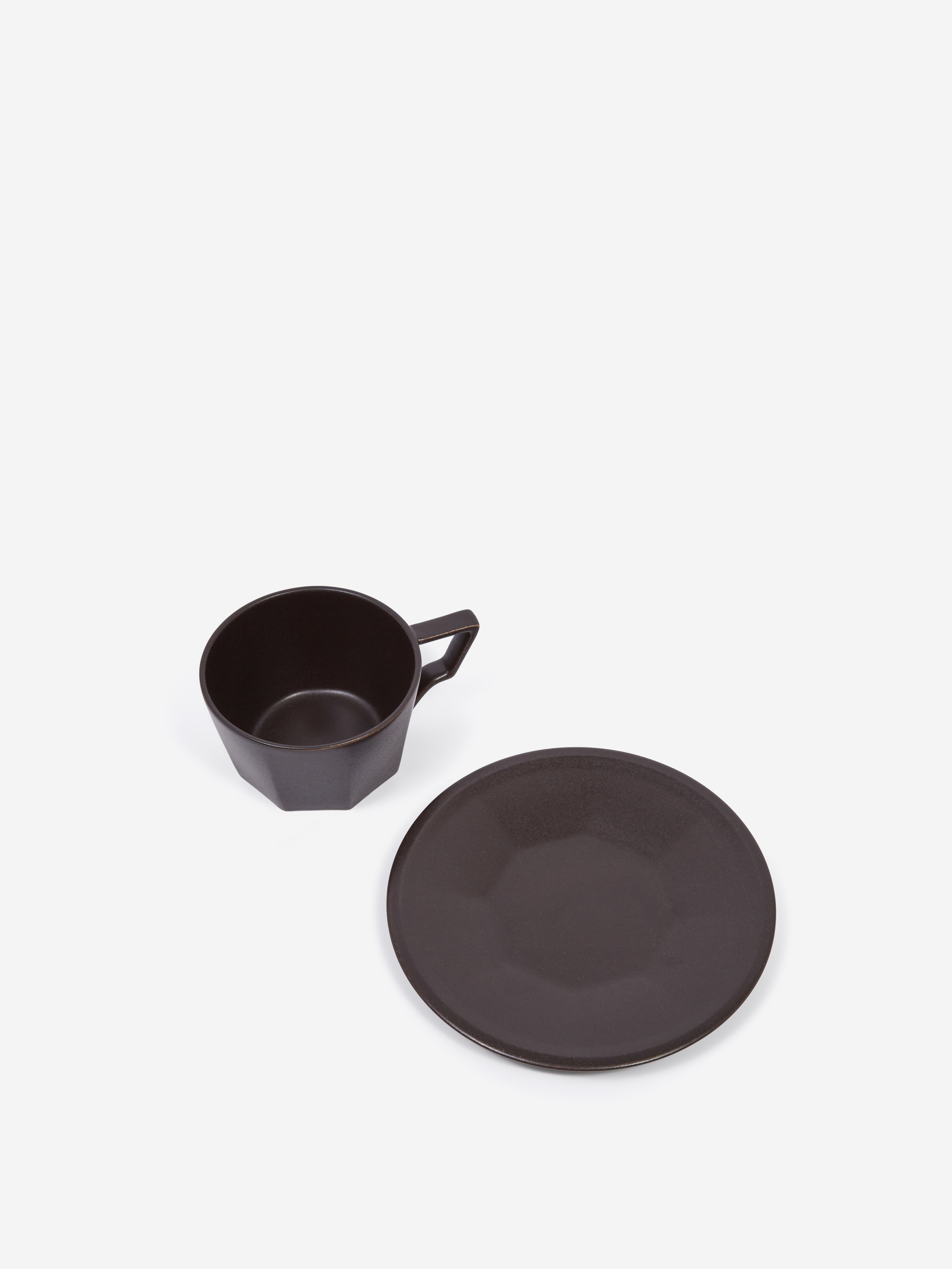 Kinto OCT Cup and Saucer 300ml - Black – Goodhood