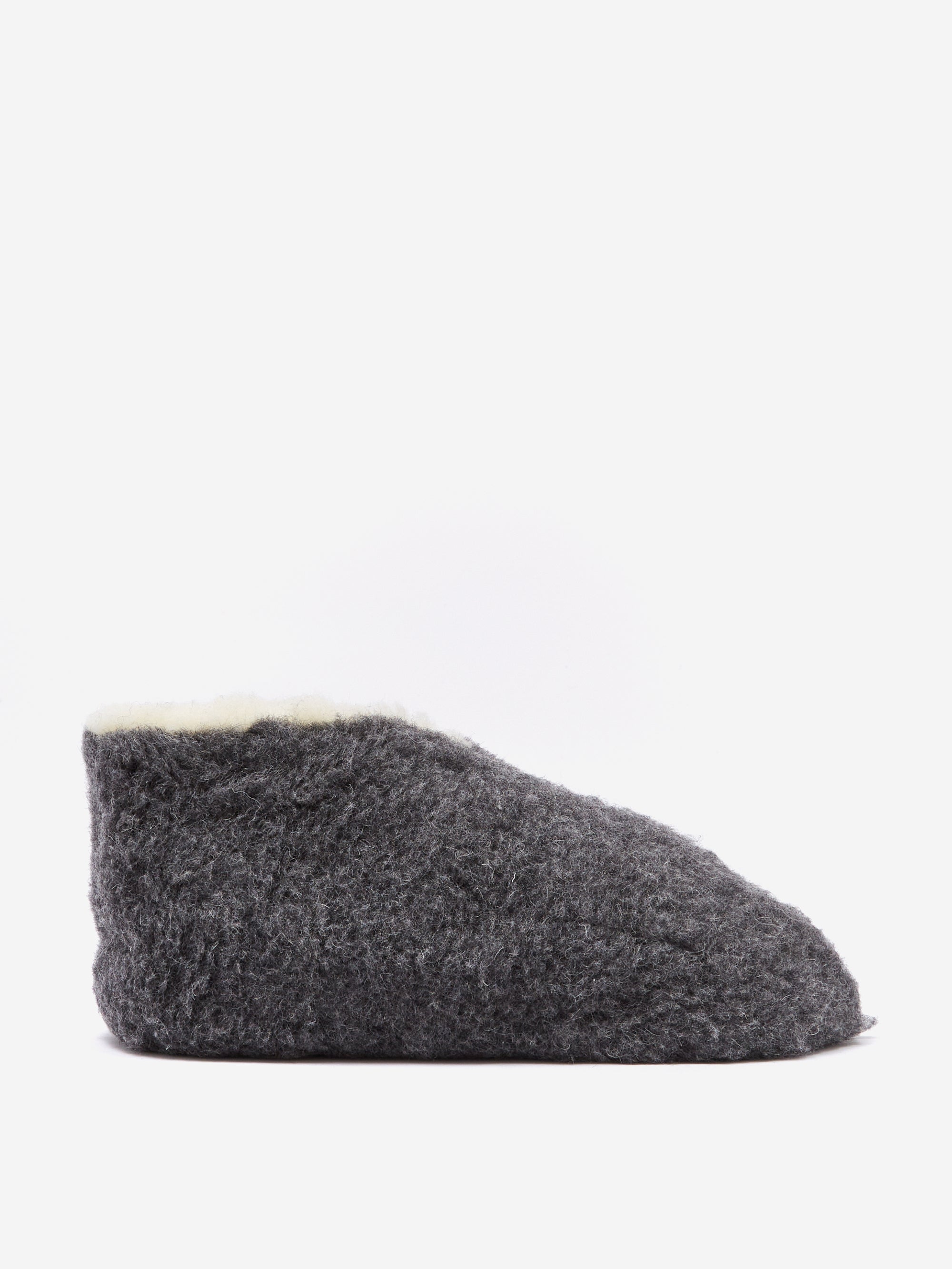 Yoko Wool Comfy Slipper Boot - Graphite – Goodhood