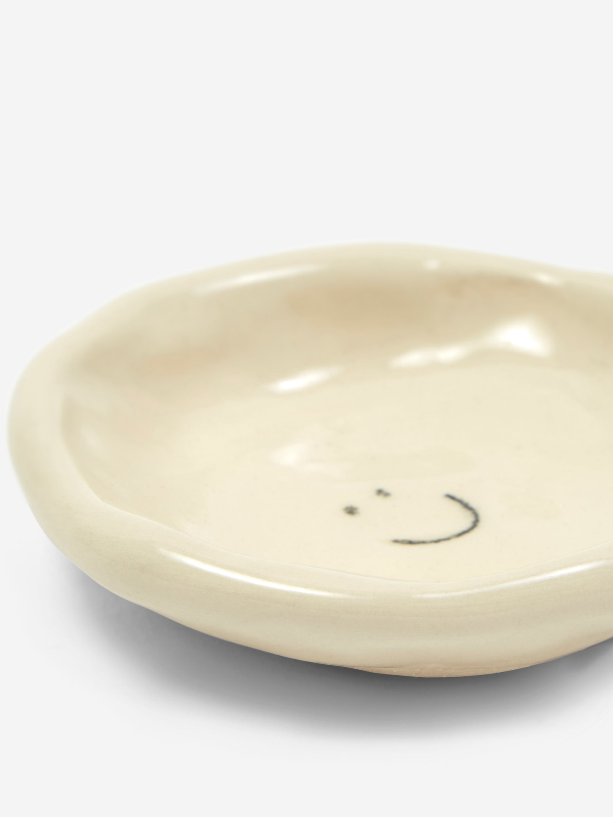 Martha Duncan Studio Little Dishes - Smiley – Goodhood