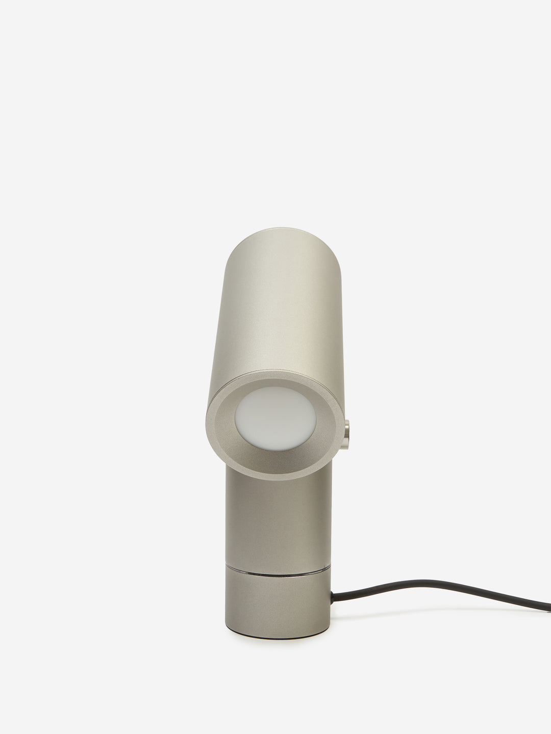 Muuto Beam Lamp - Aluminium – Goodhood