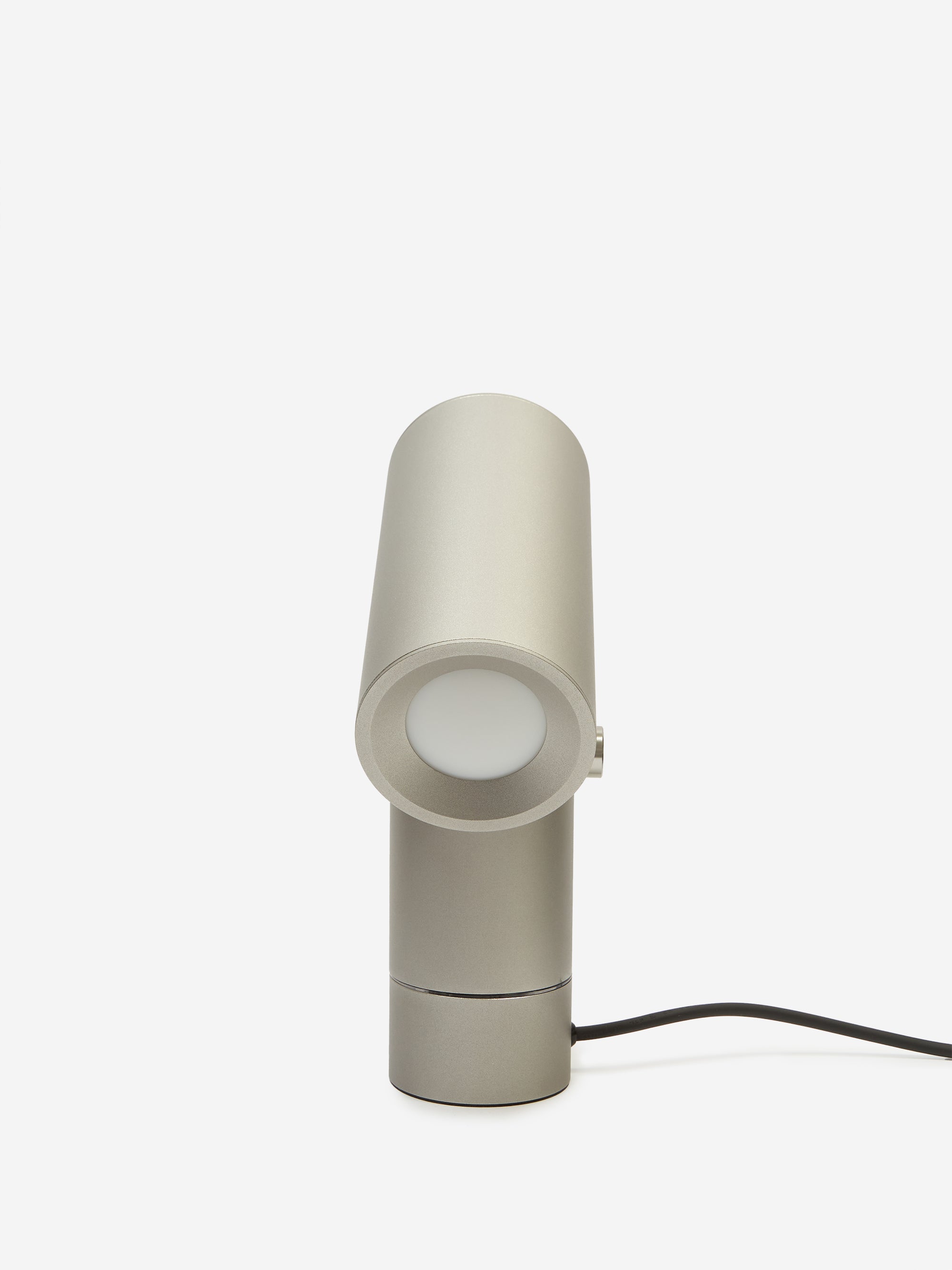 Muuto Beam Lamp - Aluminium – Goodhood