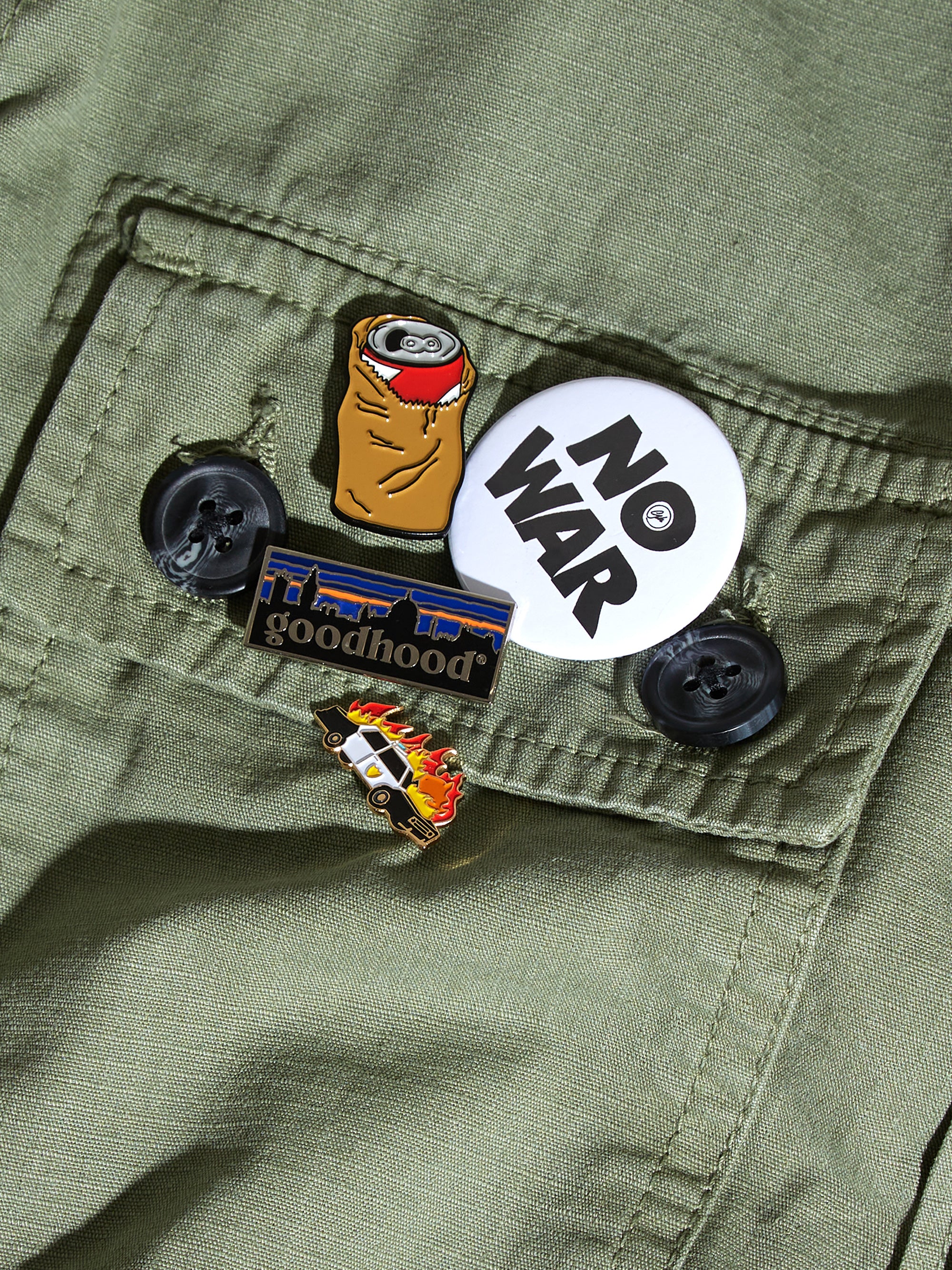 Goodhood London No War Pin Badge