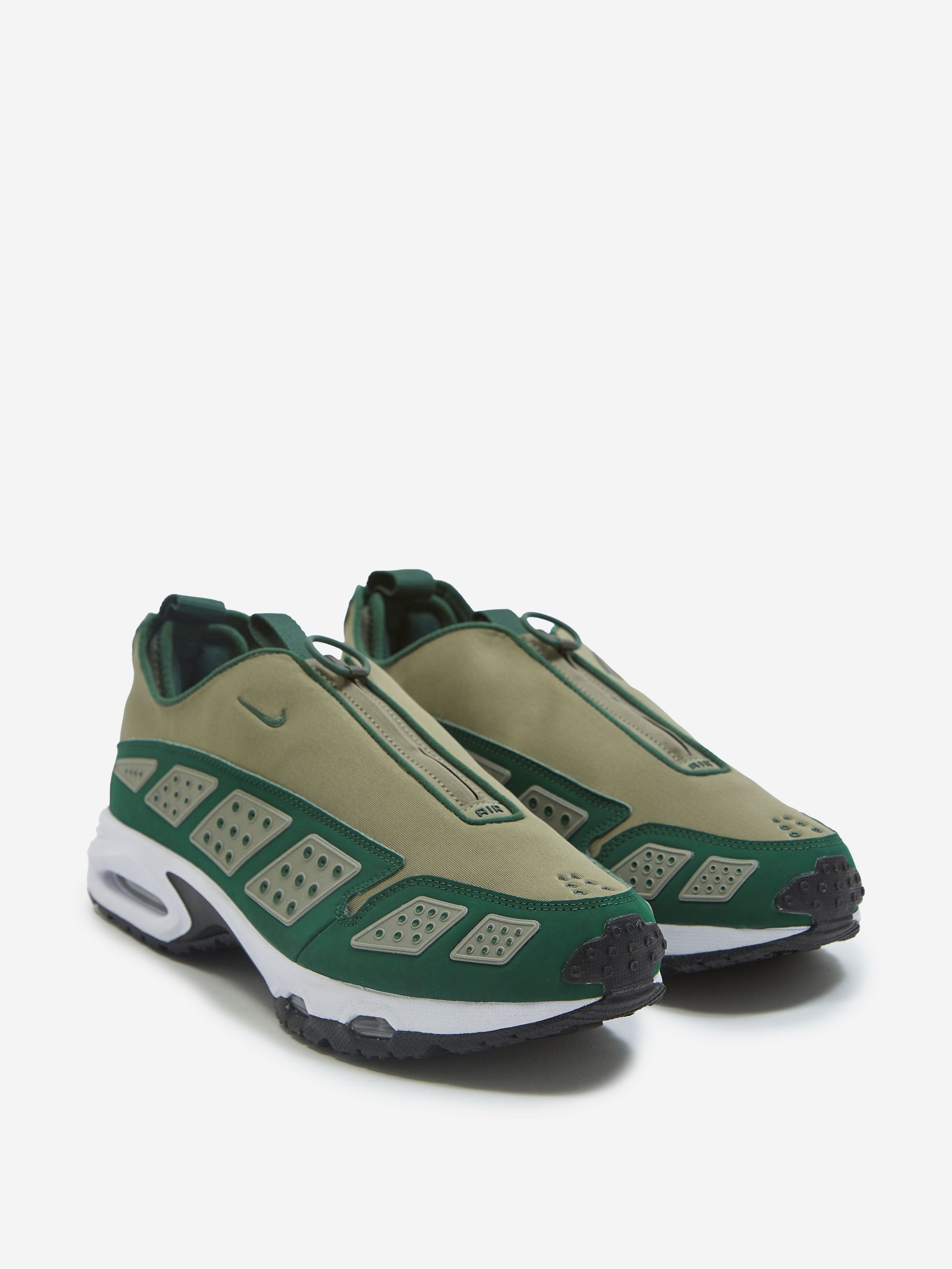 Nike W Air Max SNDR - Light Army/Fire White/Black – Goodhood