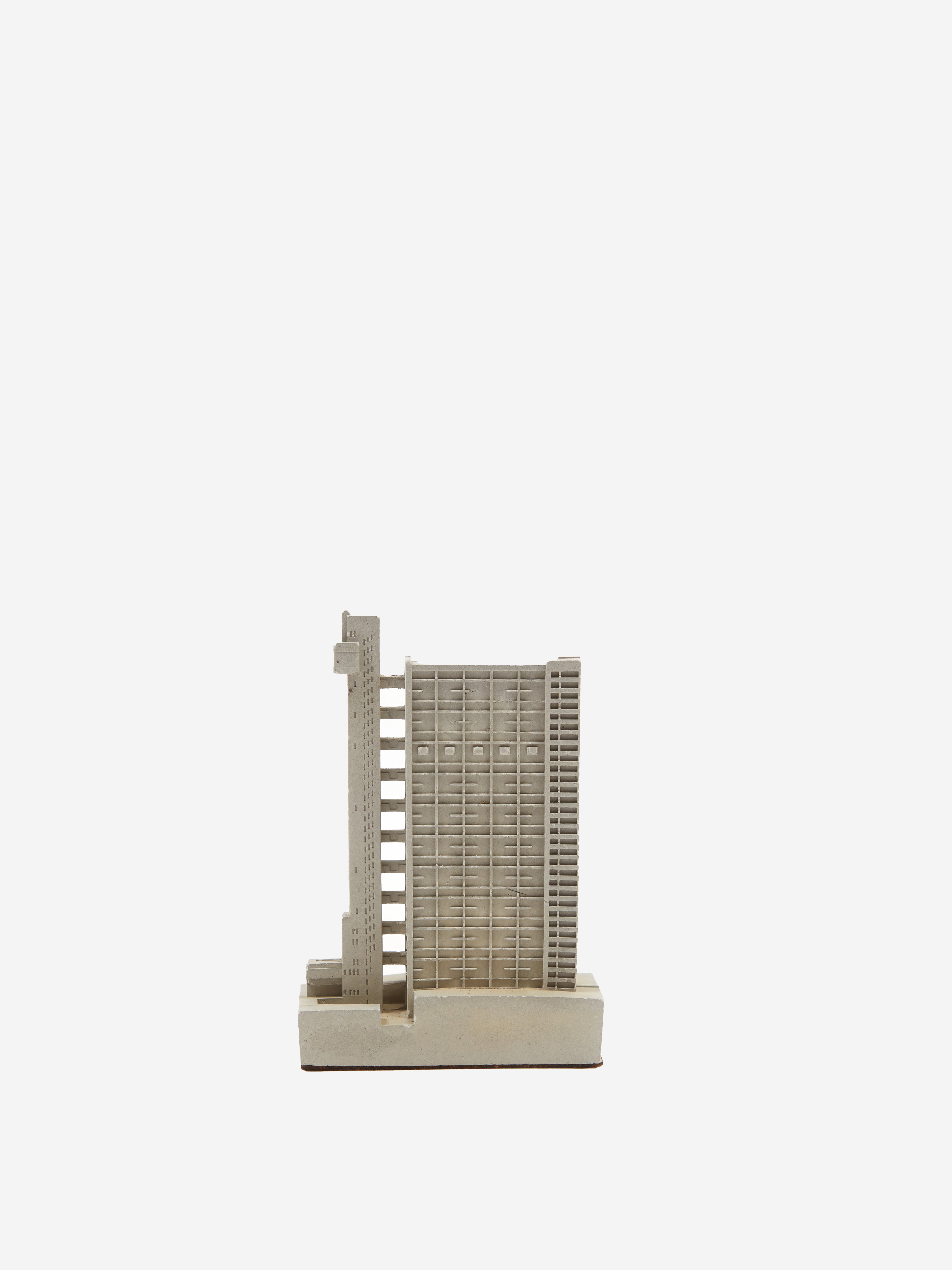 SPACEPLAY Mini Concrete Model - Trellick Tower – Goodhood