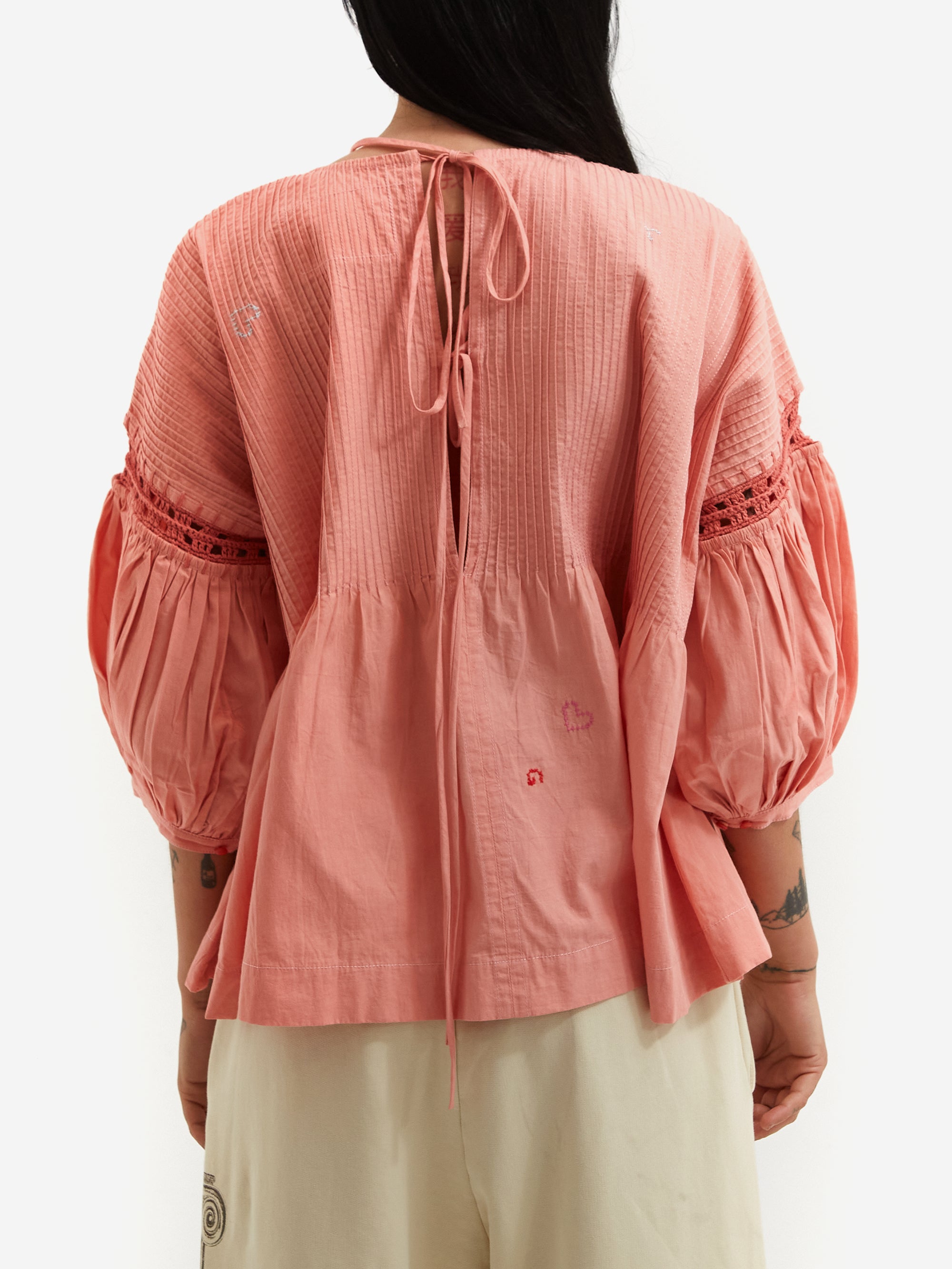 Story mfg. Amelia Top - Ancient Pink Cross Stitch – Goodhood