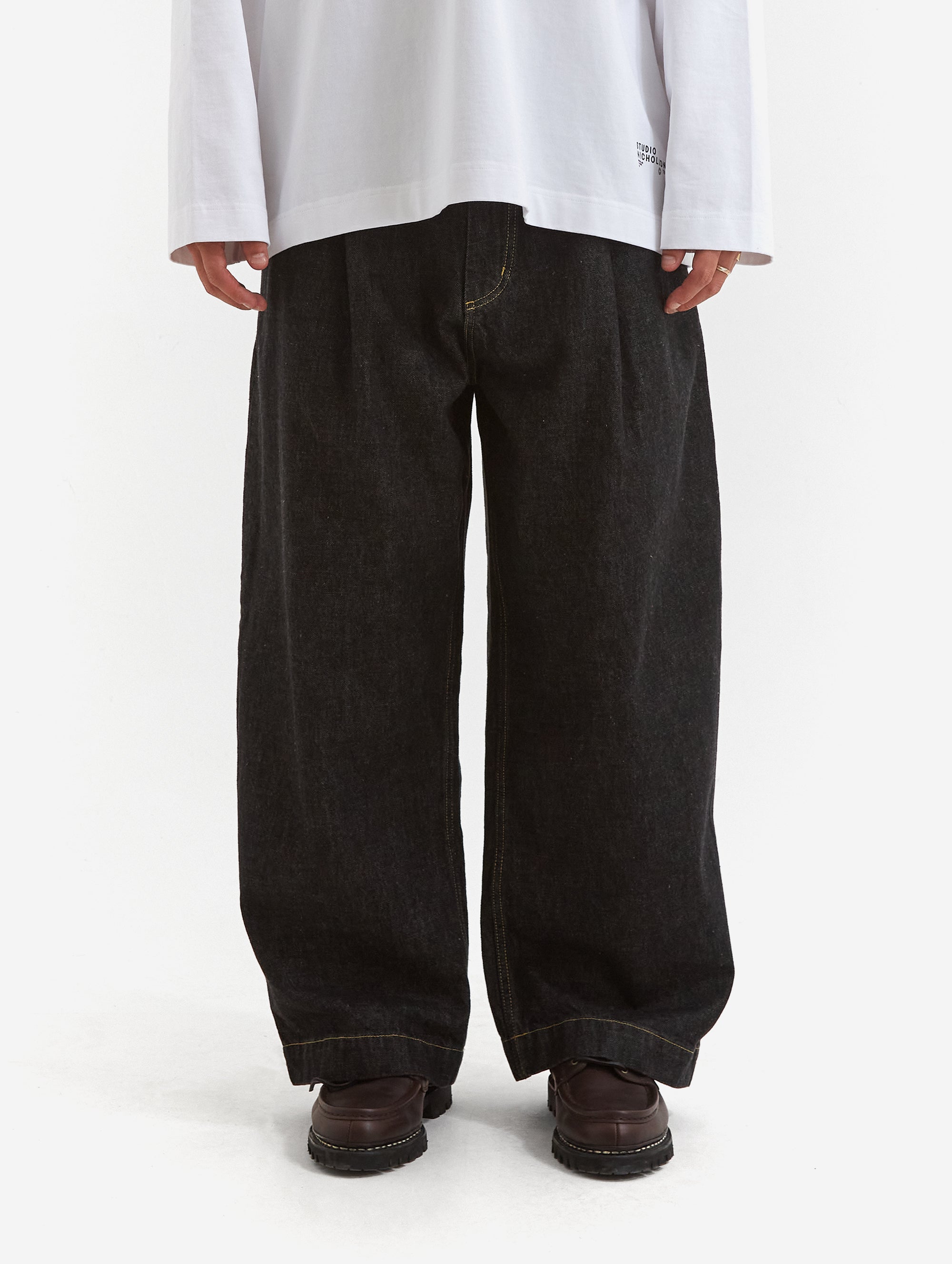 Studio Nicholson Puch Single Pleat Pant - Black – Goodhood