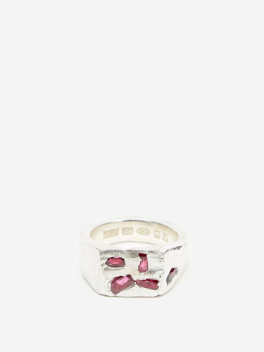 The Ouze Ruby Scatter Morris Ring – Goodhood