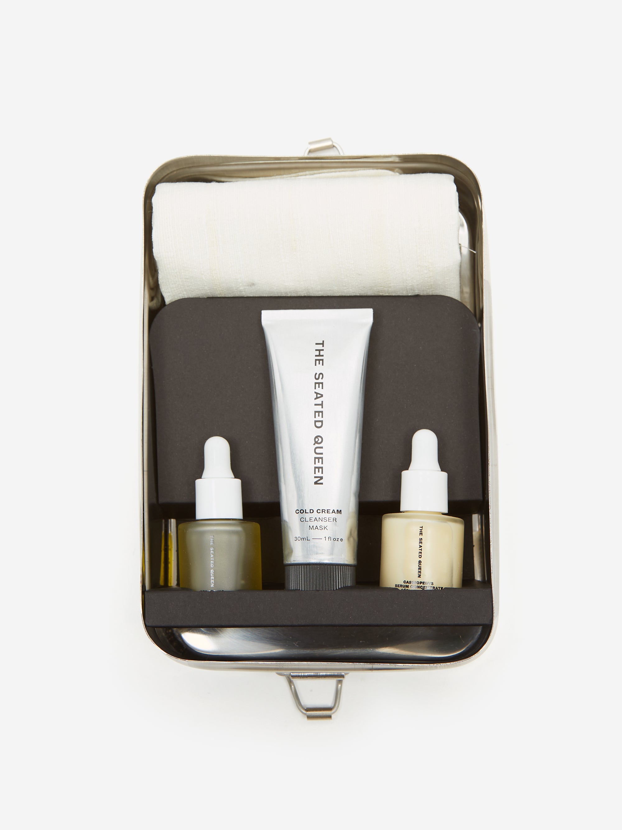 The Seated Queen Discovery Set – Goodhood