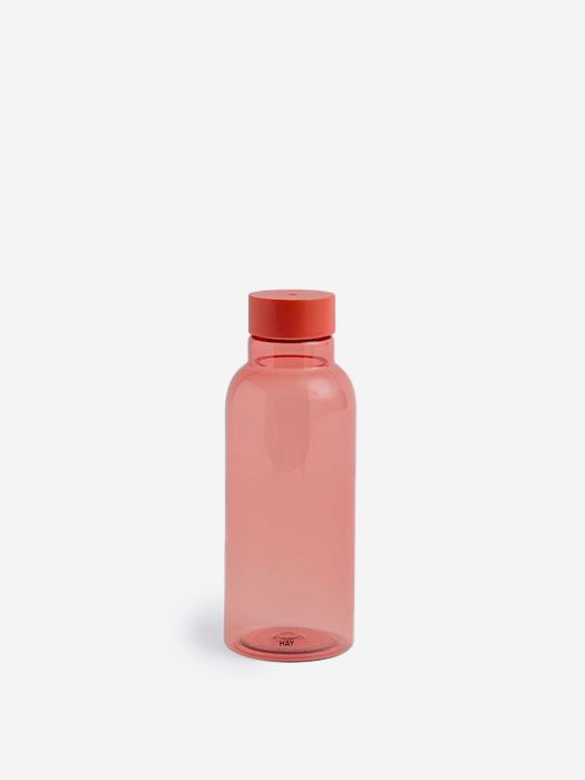 HAY Miz Water Bottle 540ml - Red – Goodhood