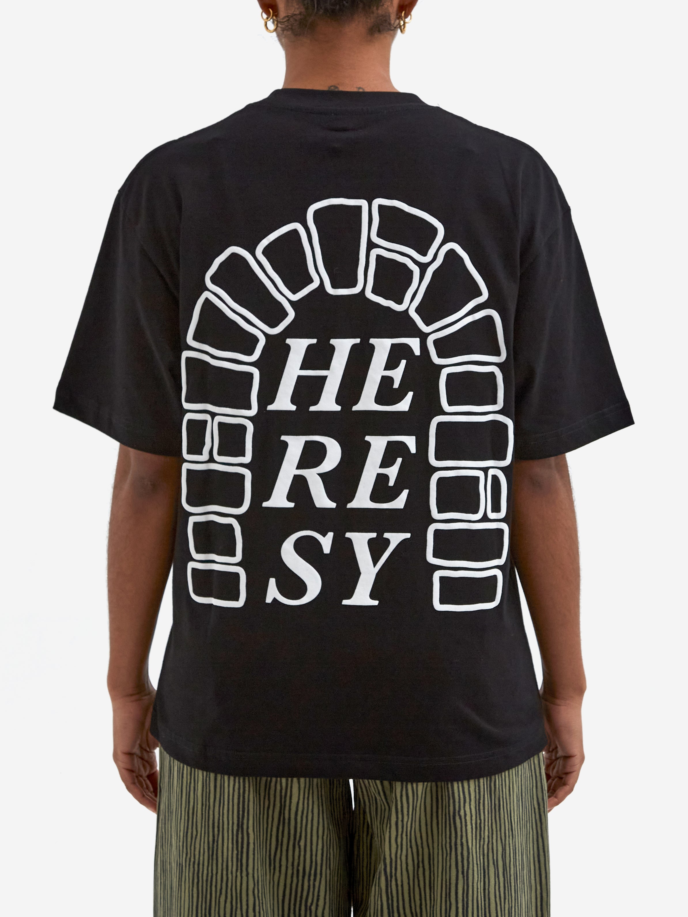 Heresy Arch Tee W - Black – Goodhood