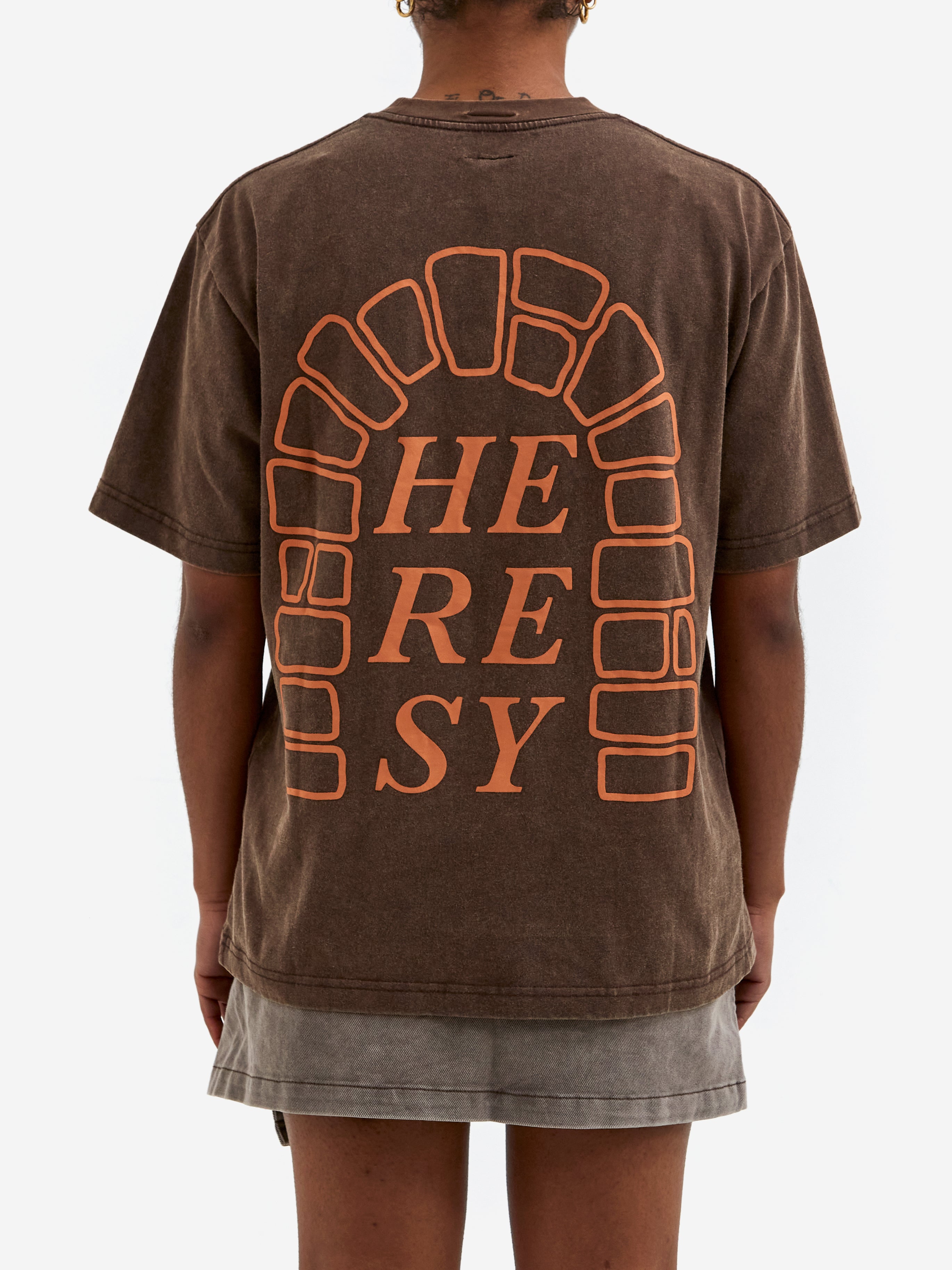 Heresy Arch Tee W - Ale – Goodhood