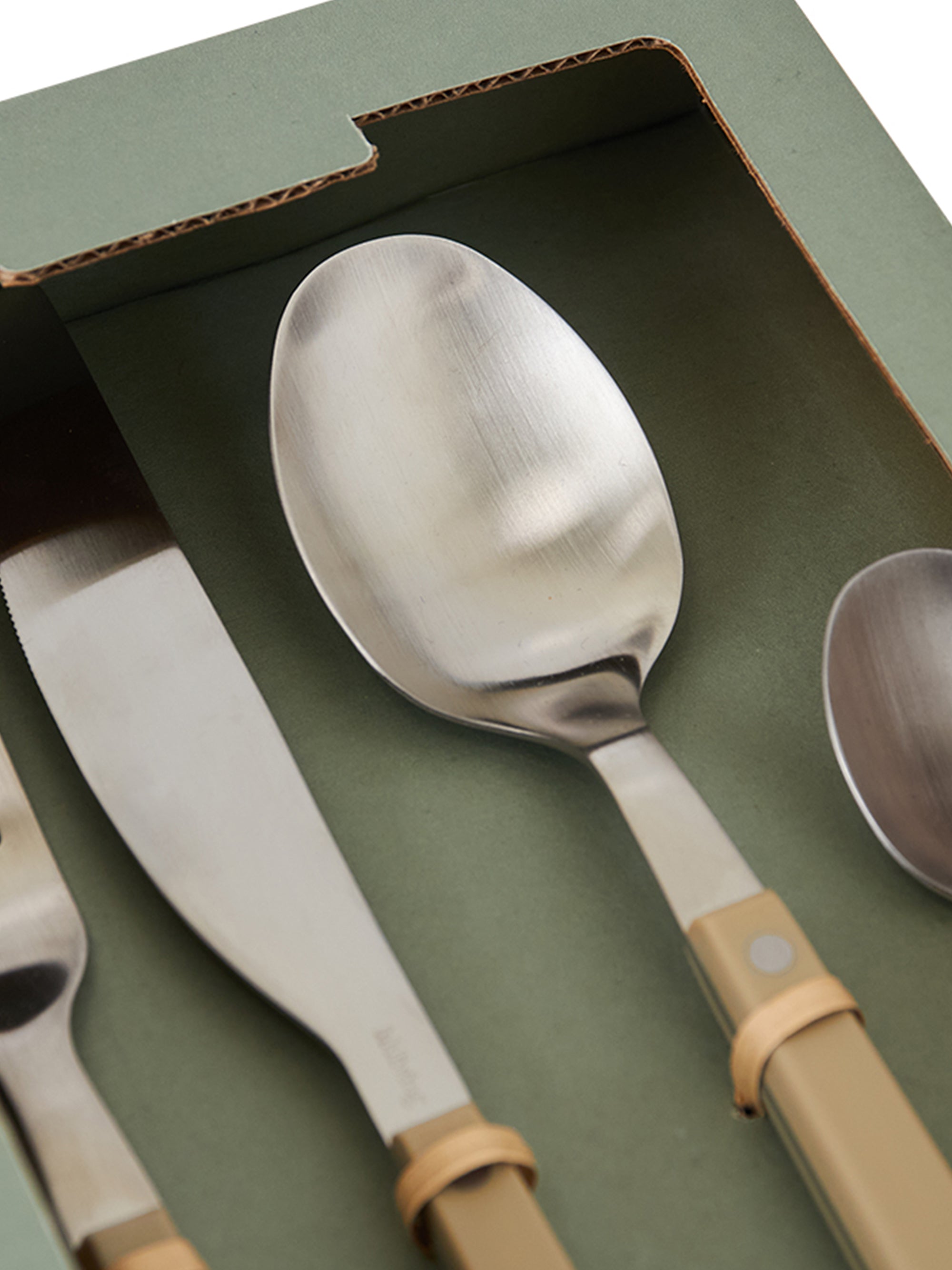HKLiving 70s Cutlery (Set of 16) - Olive – Goodhood