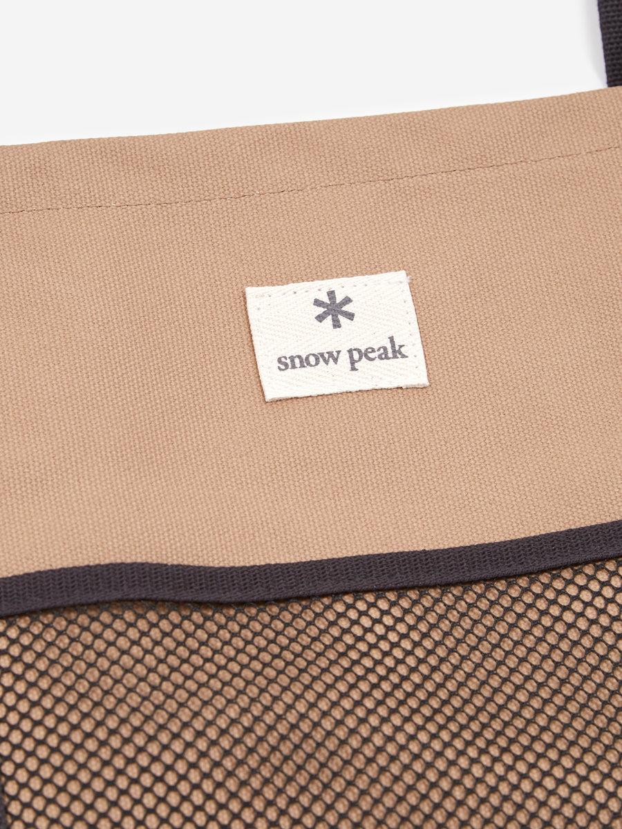 Snow Peak Gear Tote Bag Medium - Brown – Goodhood