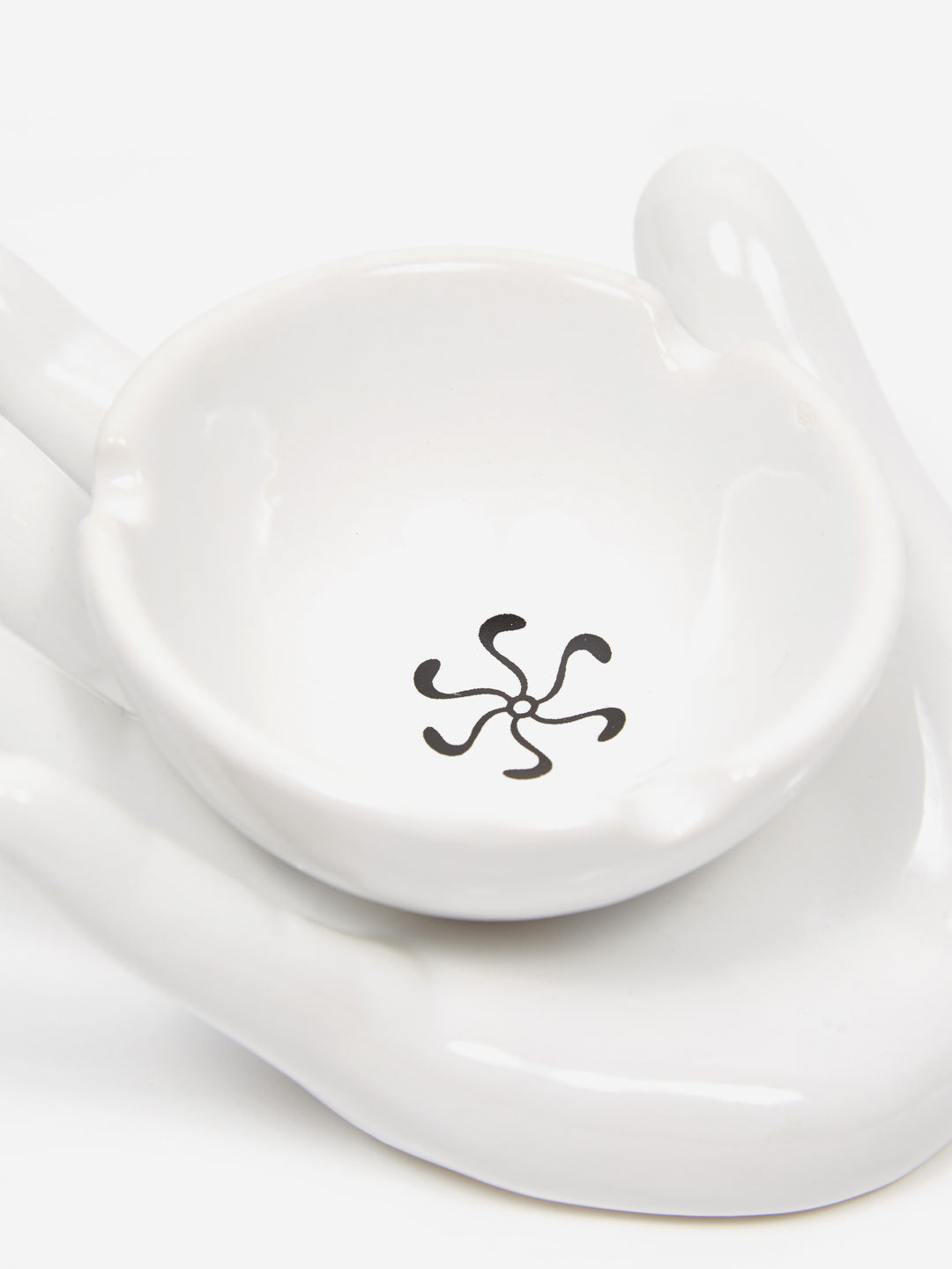 Studio A-OK Hand Ashtray - White – Goodhood