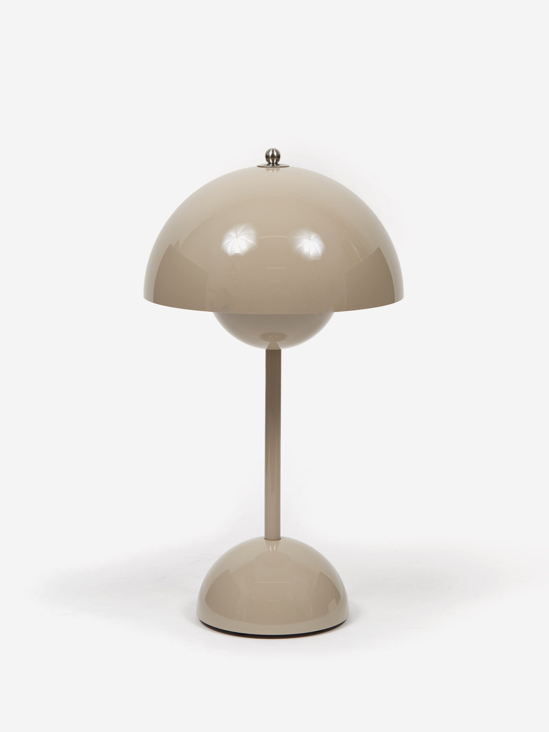 &Tradition Flowerpot Table Portable VP9 - Grey Beige – Goodhood