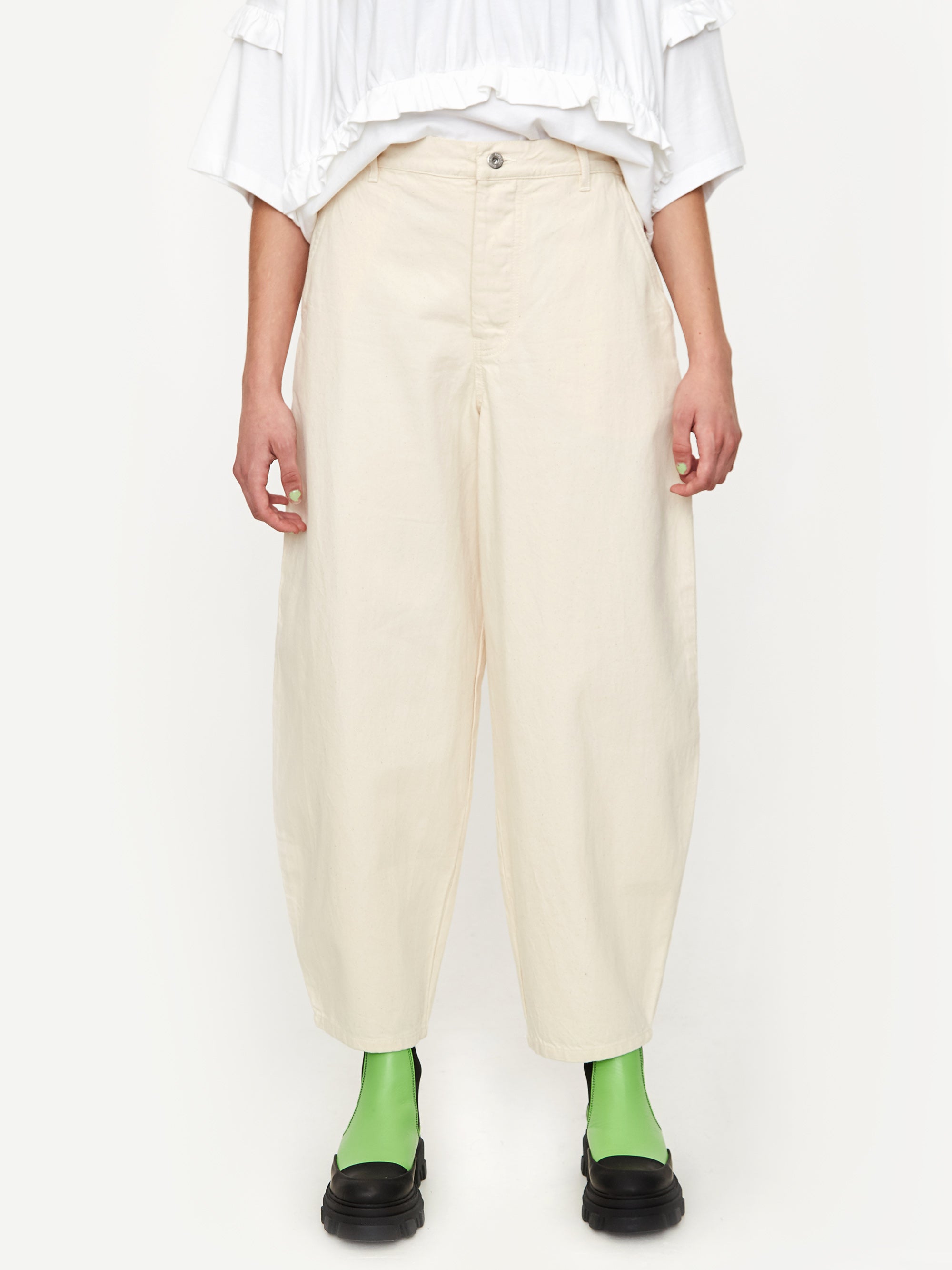 Kowtow Balloon Jean - Greige Denim – Goodhood