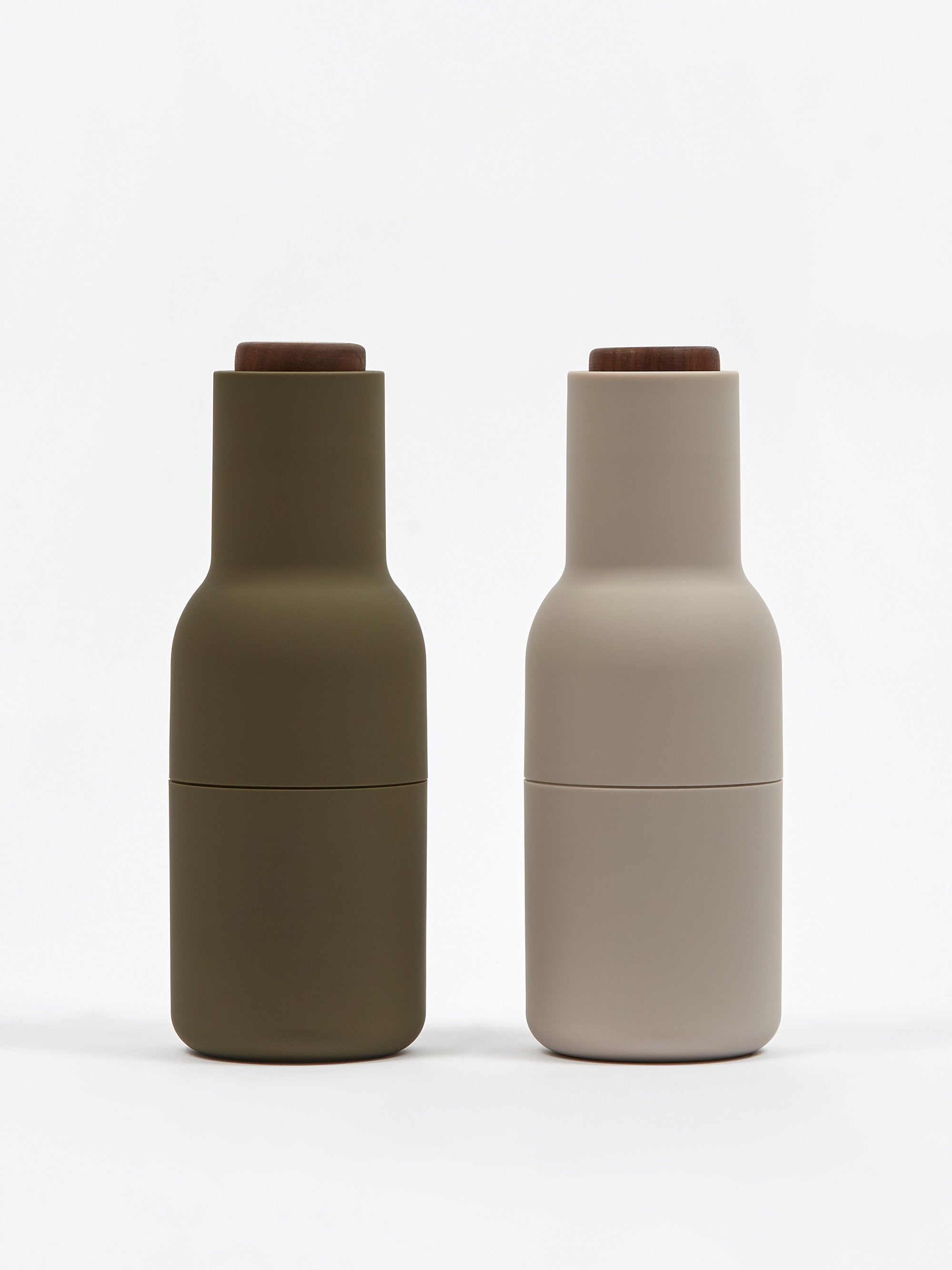Menu Bottle Grinder 2 Pack Walnut Lid - Hunting Green/Beige – Goodhood