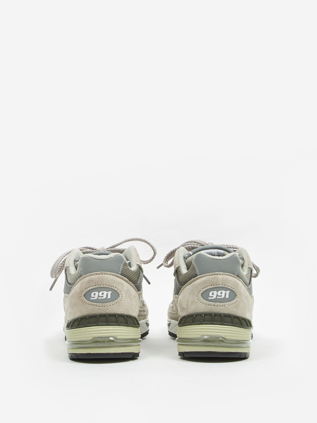 New Balance 991 W - Grey – Goodhood