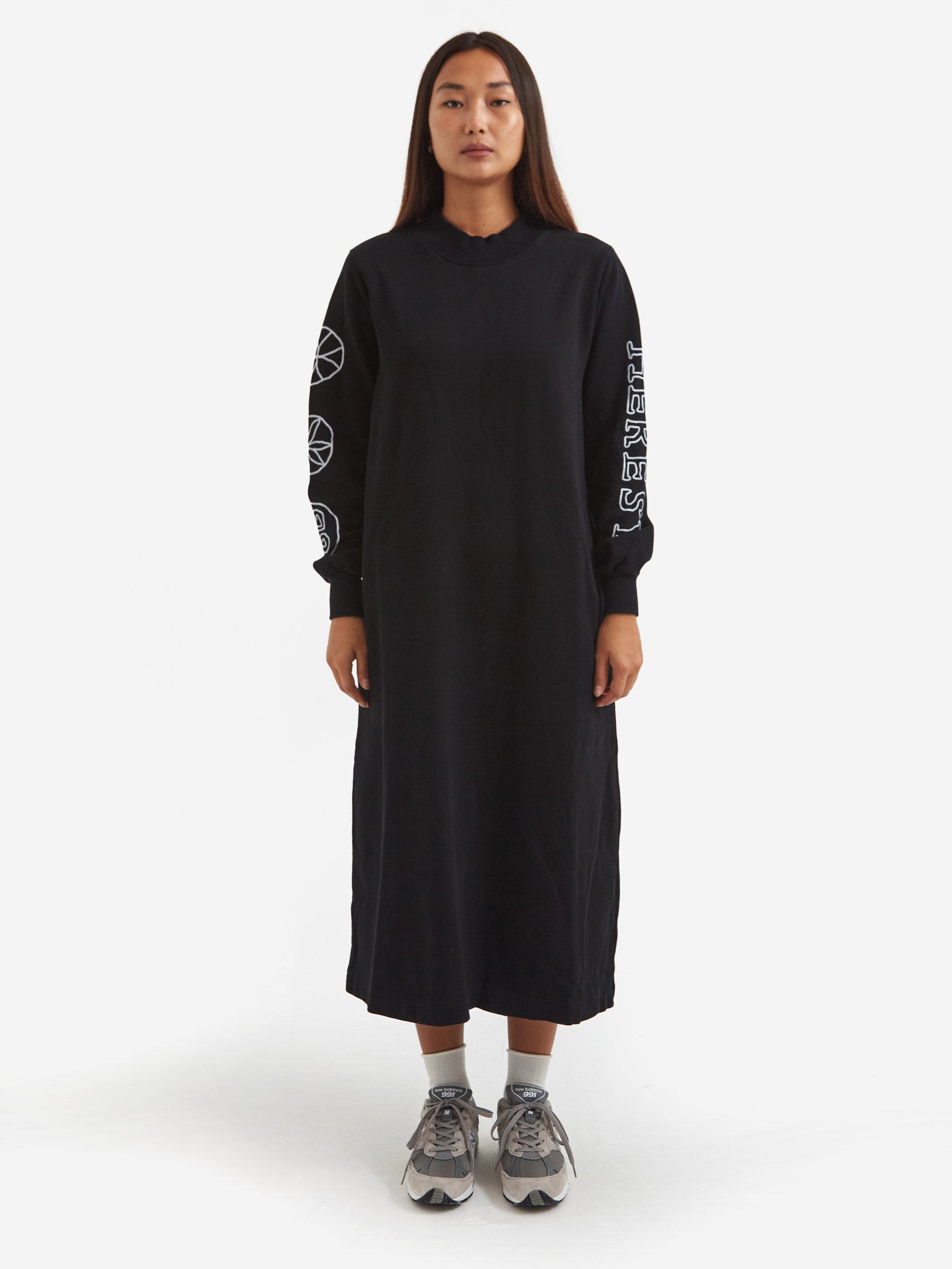 Heresy Rune T-Shirt Dress - Black – Goodhood