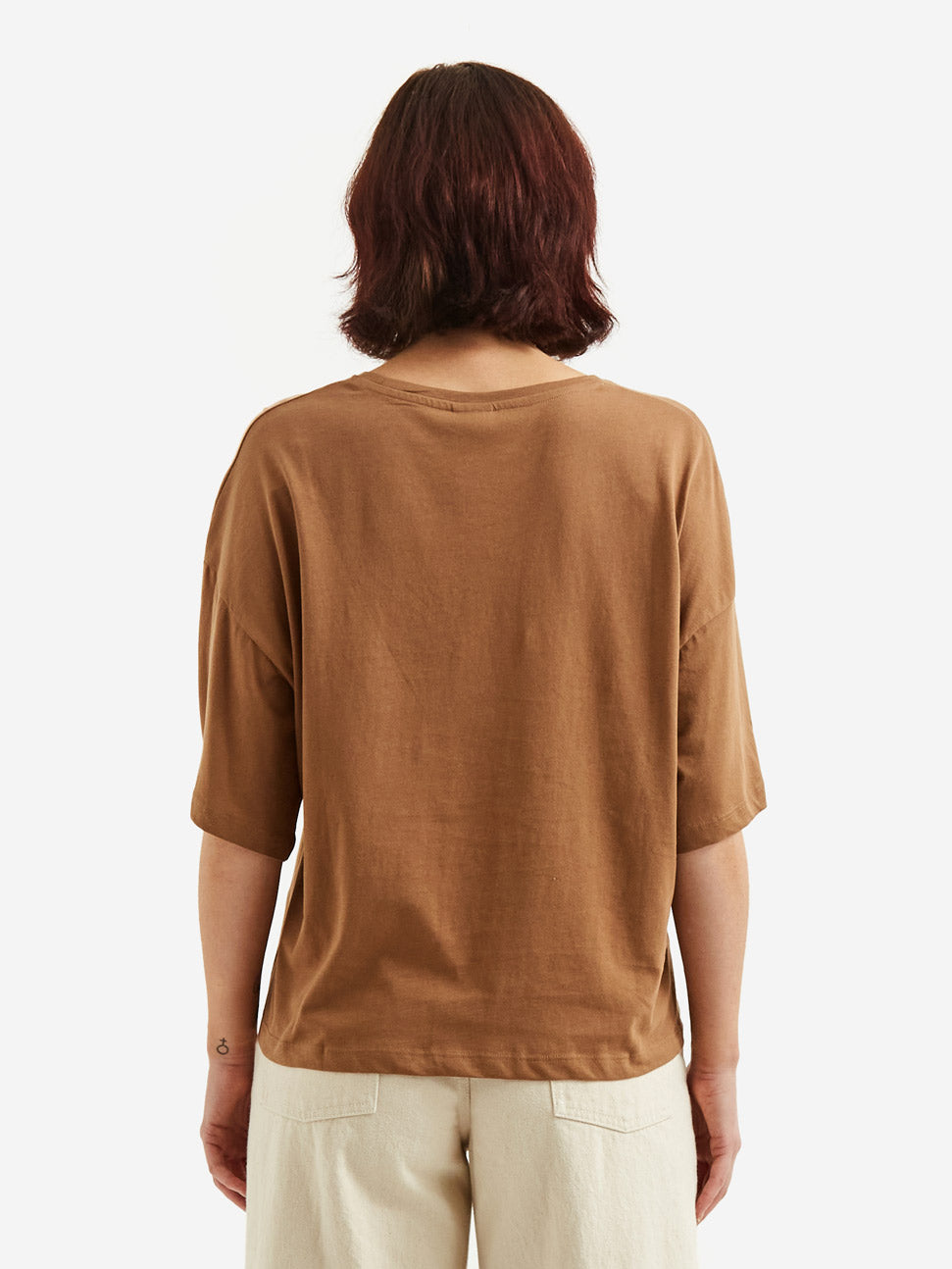 Kowtow Light Boxy Tee - Earth – Goodhood