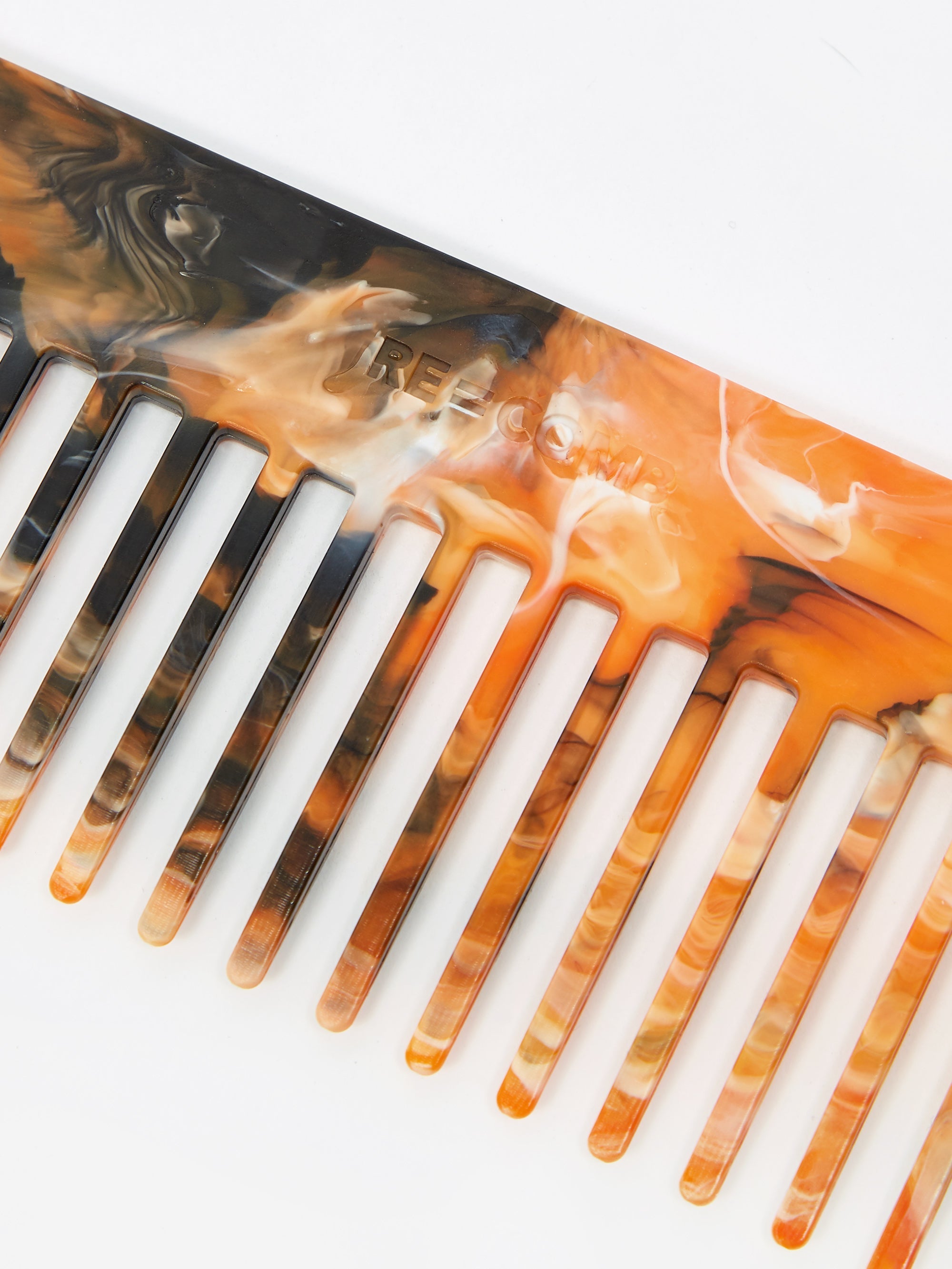 RE=COMB Recycled Plastic Hair Comb - Fizz | Goodhood