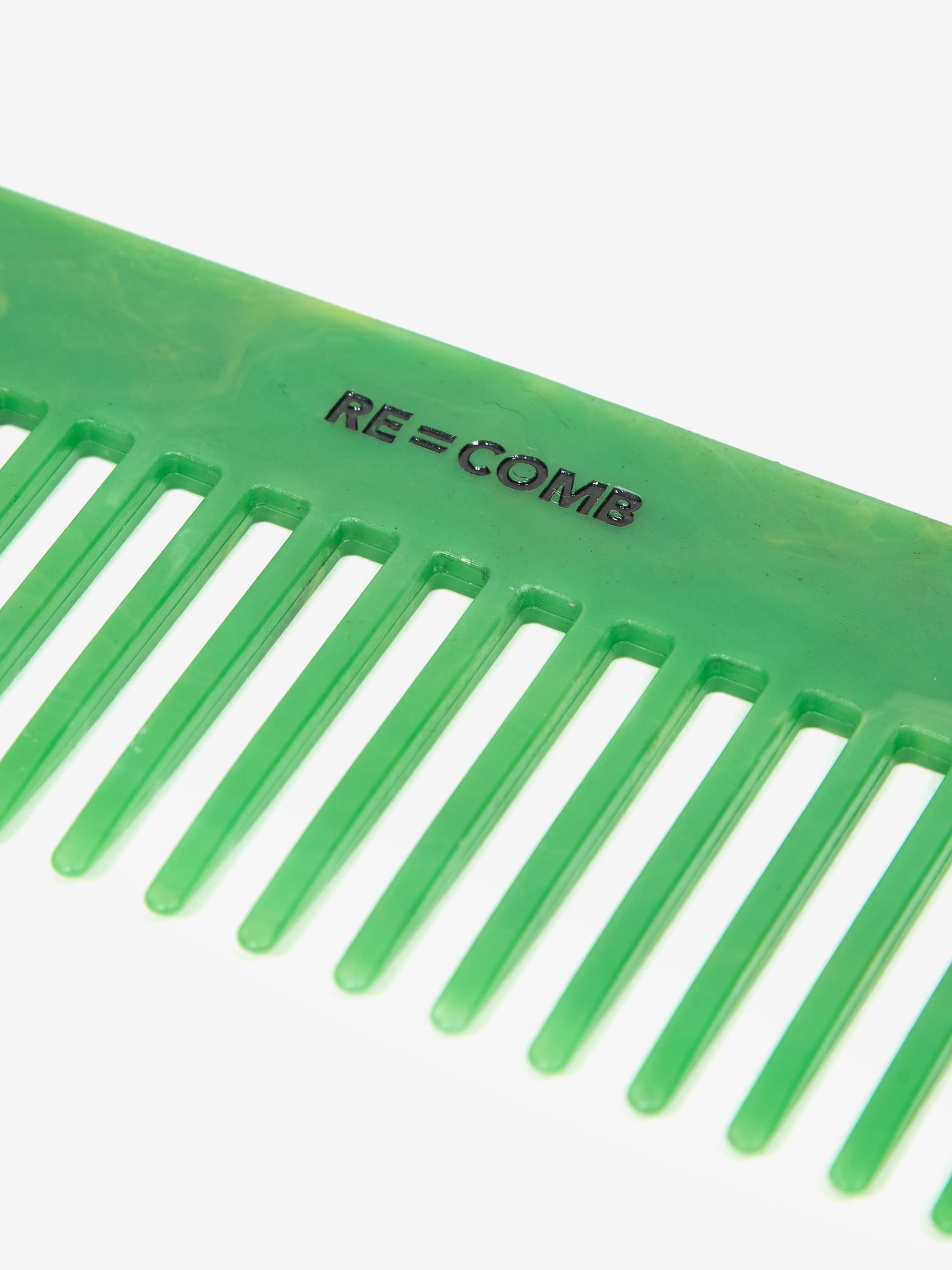 RE=COMB Recycled Plastic Hair Comb - Green | Goodhood