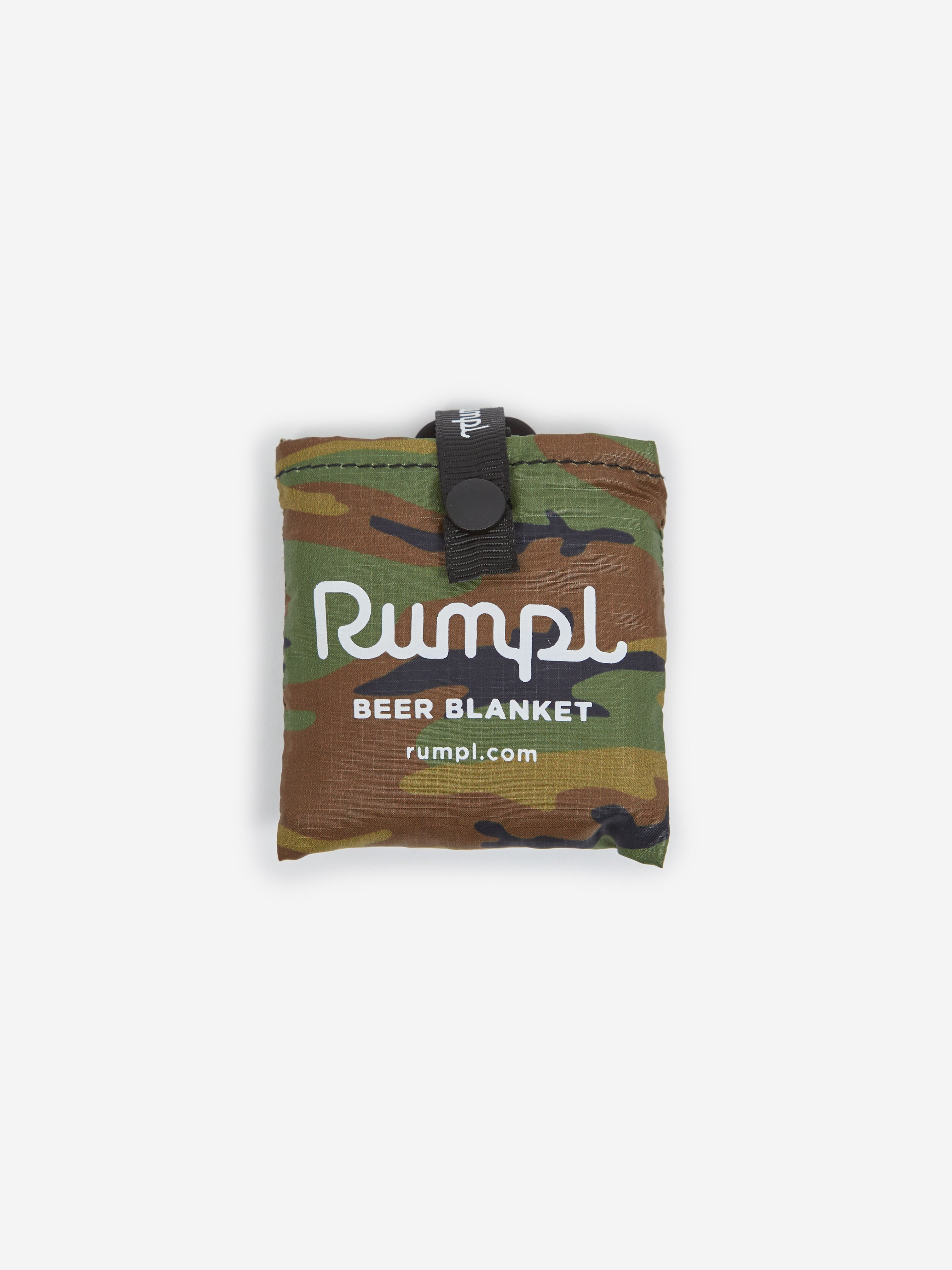 RUMPL Beer Blanket - Woodland Camo – Goodhood